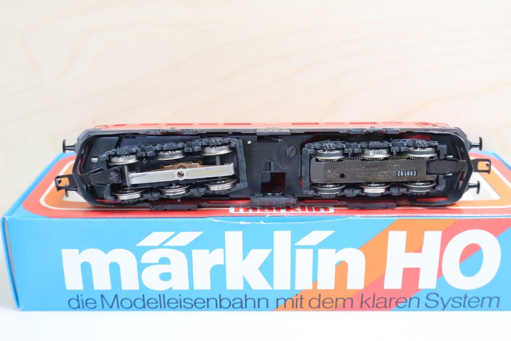 Märklin SBB Ae 6/6 E-Lok - Rot - 3332 - Top Modell (Gebraucht) in ...