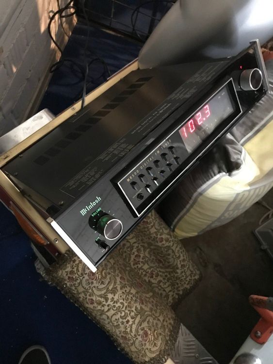 McIntosh MR 500 Digital FM Tuner ab 1.-- (Gebraucht) in Sugiez für CHF ...