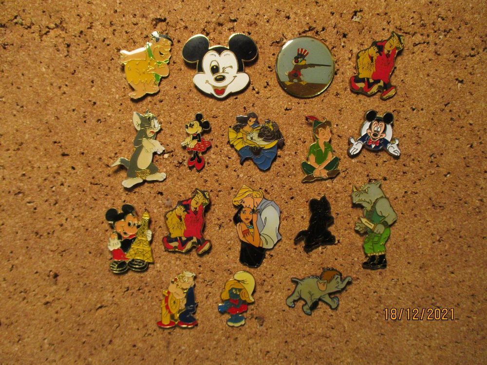 Comic Micky Dumbo Schlumpf Peter Pan Walt Disney LOT (Neu (gemäss ...