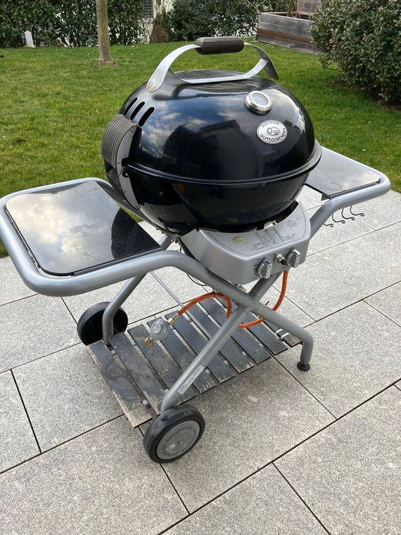 Gasgrill Outdoorchef Montreux 570G (Kugel) | Kaufen auf Ricardo