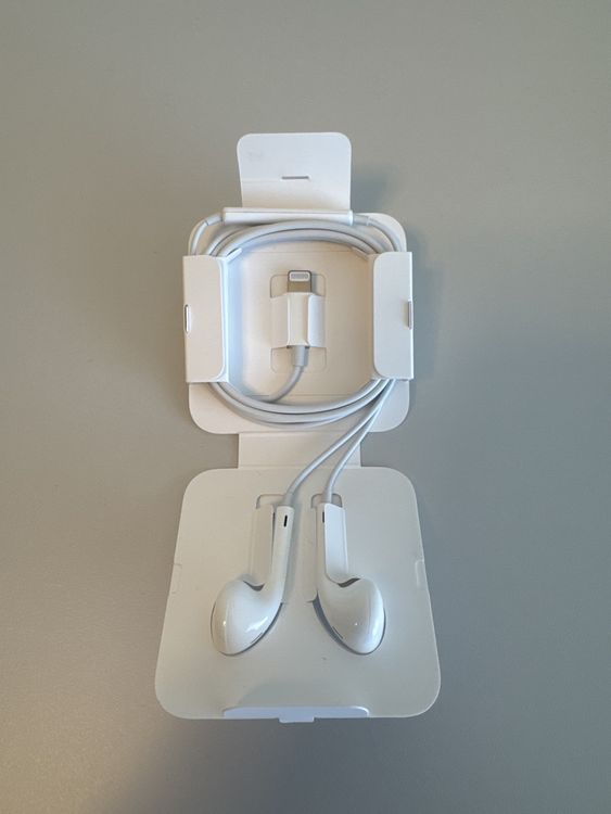 Original Apple EarPods Kopfhörer mit Adapter - Neu! (Neu und ...