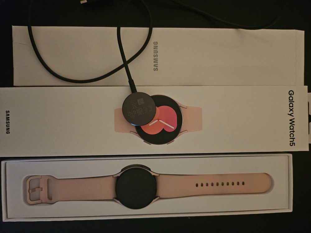 SAMSUNG Galaxy Watch5, 40mm (SM-R900) (Gebraucht) in Uerikon für CHF 99 ...