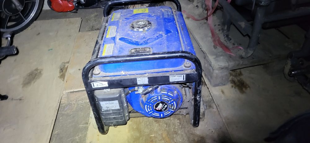 Stromgenerator ERM FGG-2000W 2200 Watt (Gebraucht) in Adelboden für CHF ...