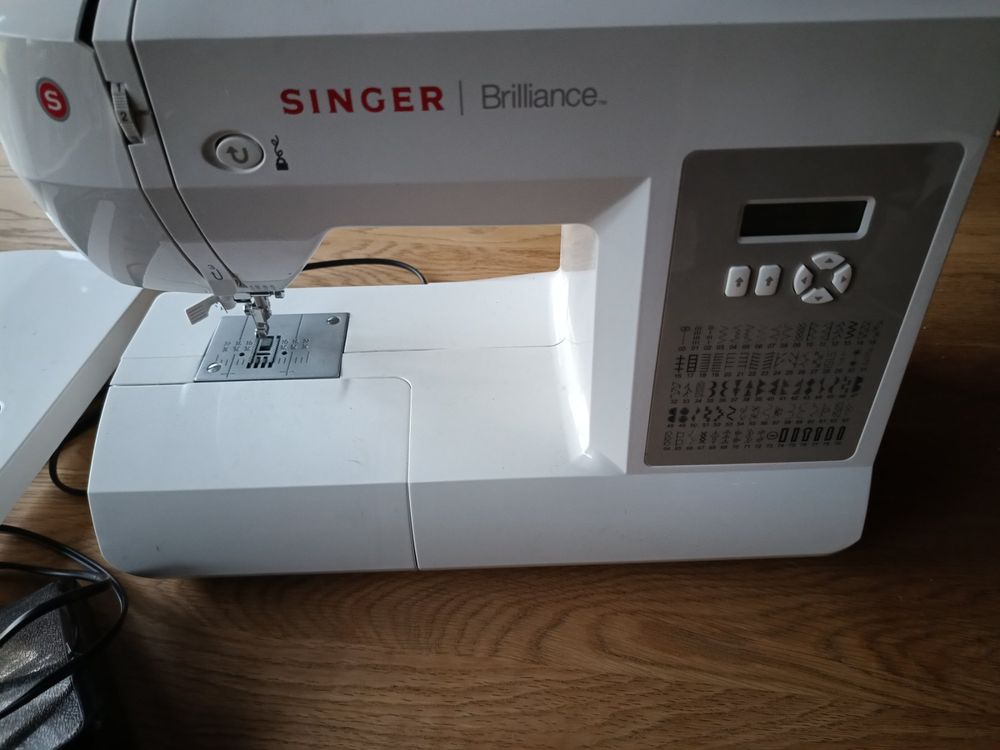 Singer Brilliance Nähmaschine | Kaufen auf Ricardo
