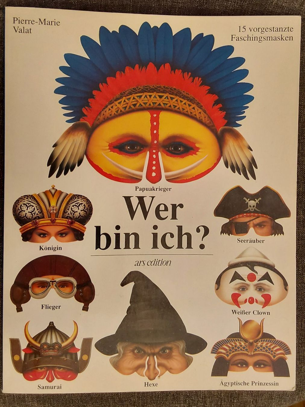 8 Stück Masken Papier (Neu (gemäss Beschreibung)) in Köniz für CHF 1 ...