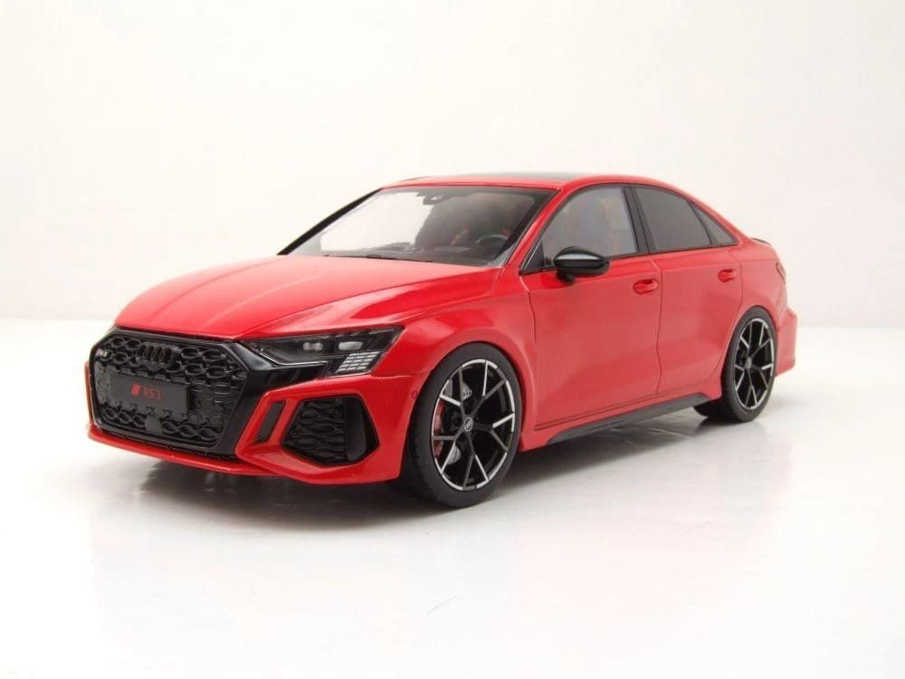 Audi RS3 (8Y) Limousine year 2022 red 1:18 Ixo (Neu und ...