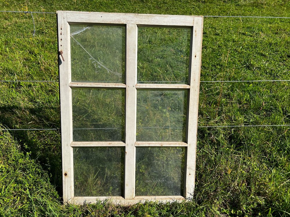 Altes antikes Fenster mit 6 Scheiben aus altem Stöckli Deko (Defekt) in ...