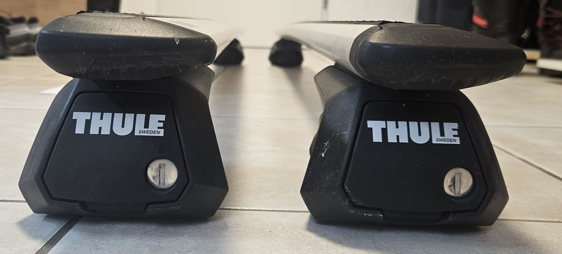 Thule WingBar Evo 127 & Evo Raised Rail - Komplett! (Gebraucht) in ...