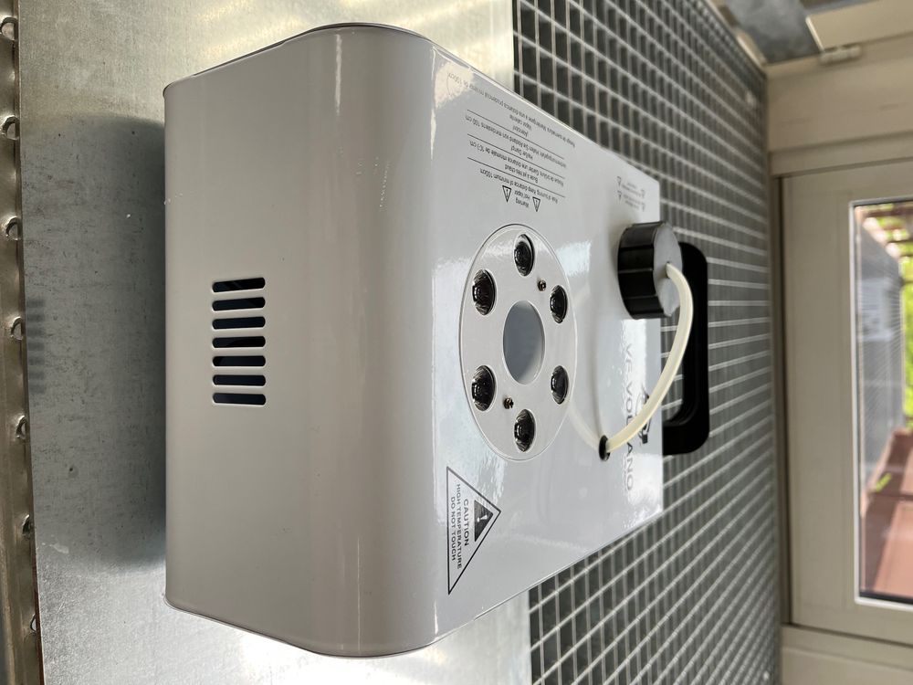 Nebelmaschine ADJ VF Volcano mit Nebelfluid | Kaufen auf Ricardo