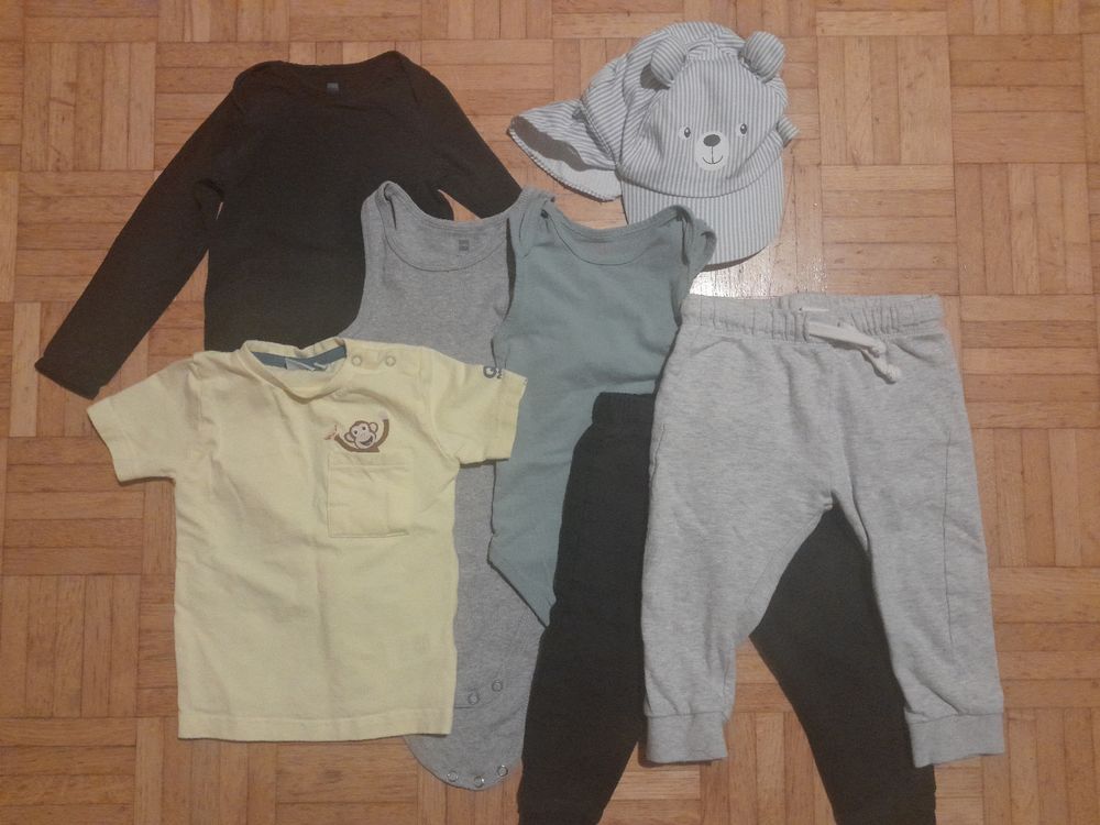 Kleider Paket, Grösse 86 (Gebraucht) in Adliswil für CHF 6 – mit ...
