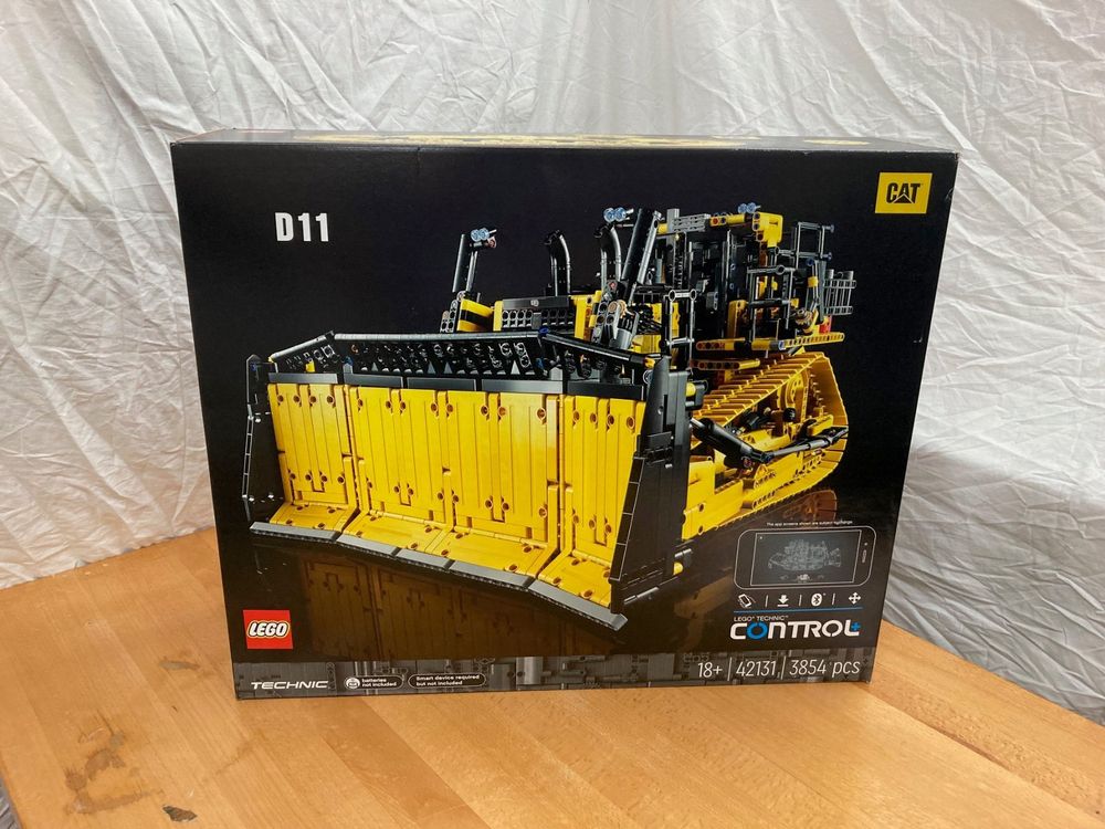 Lego Caterpillar Appgesteuerter Cat® D11 Bulldozer | Kaufen auf Ricardo