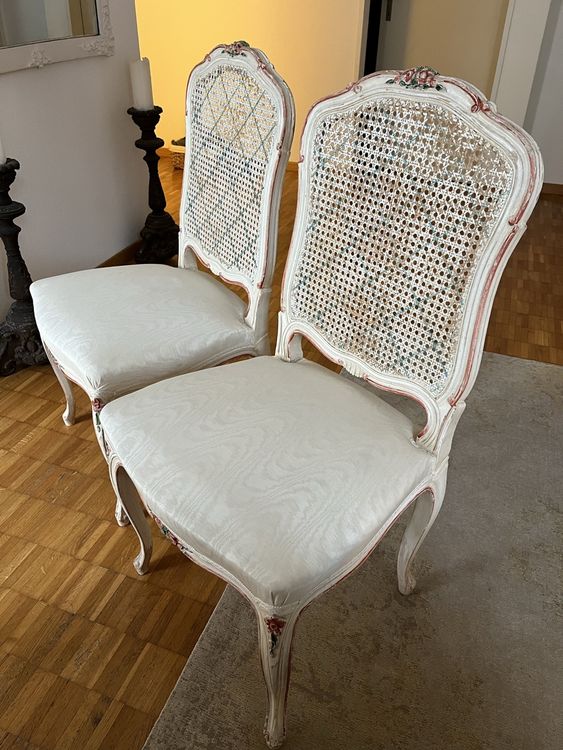 Weisse Vintage Stuhle