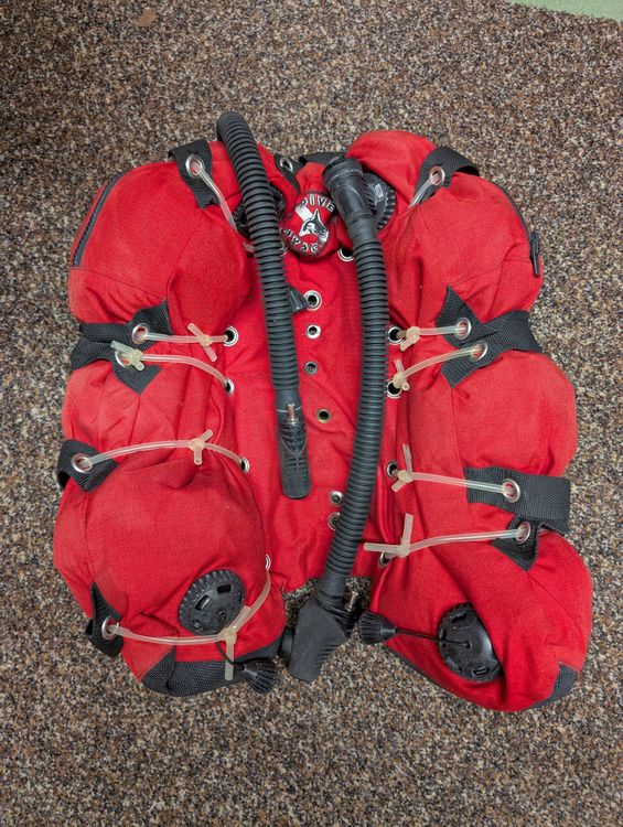 Doppel-Wing-Blase, Dive System (Gebraucht) in Münsingen für CHF 25 ...