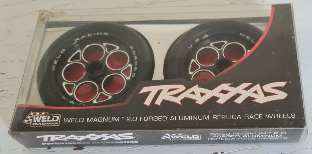 Traxxas Funny Car Weld Magnum Wheels (Neu und originalverpackt) in Zug ...