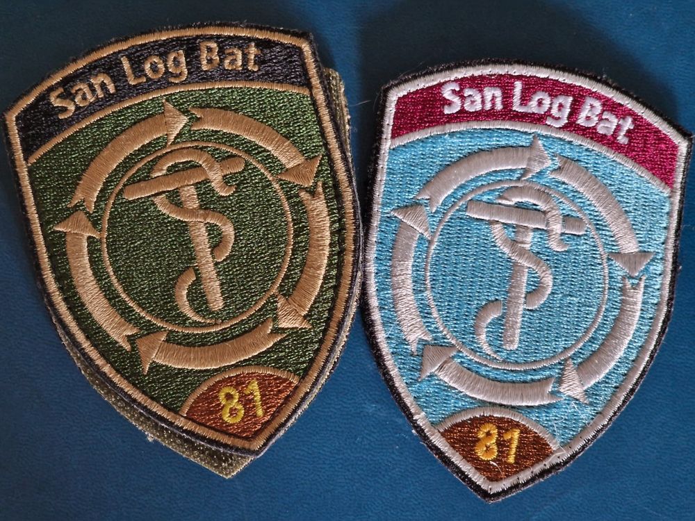 Sanität Duo Badge San Log Bat 81 1x Klett 1x ohne (Gebraucht) in Nyon ...