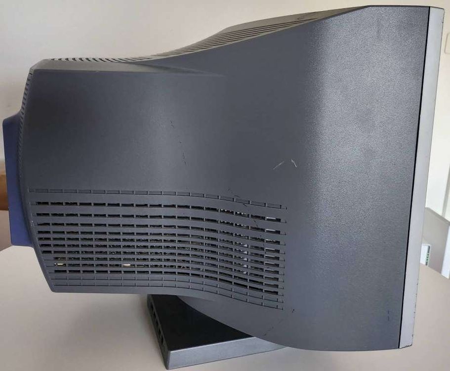 CRT Sony GDM-FW900 (D'occasion) à Bulle pour CHF 1000 – retrait ...