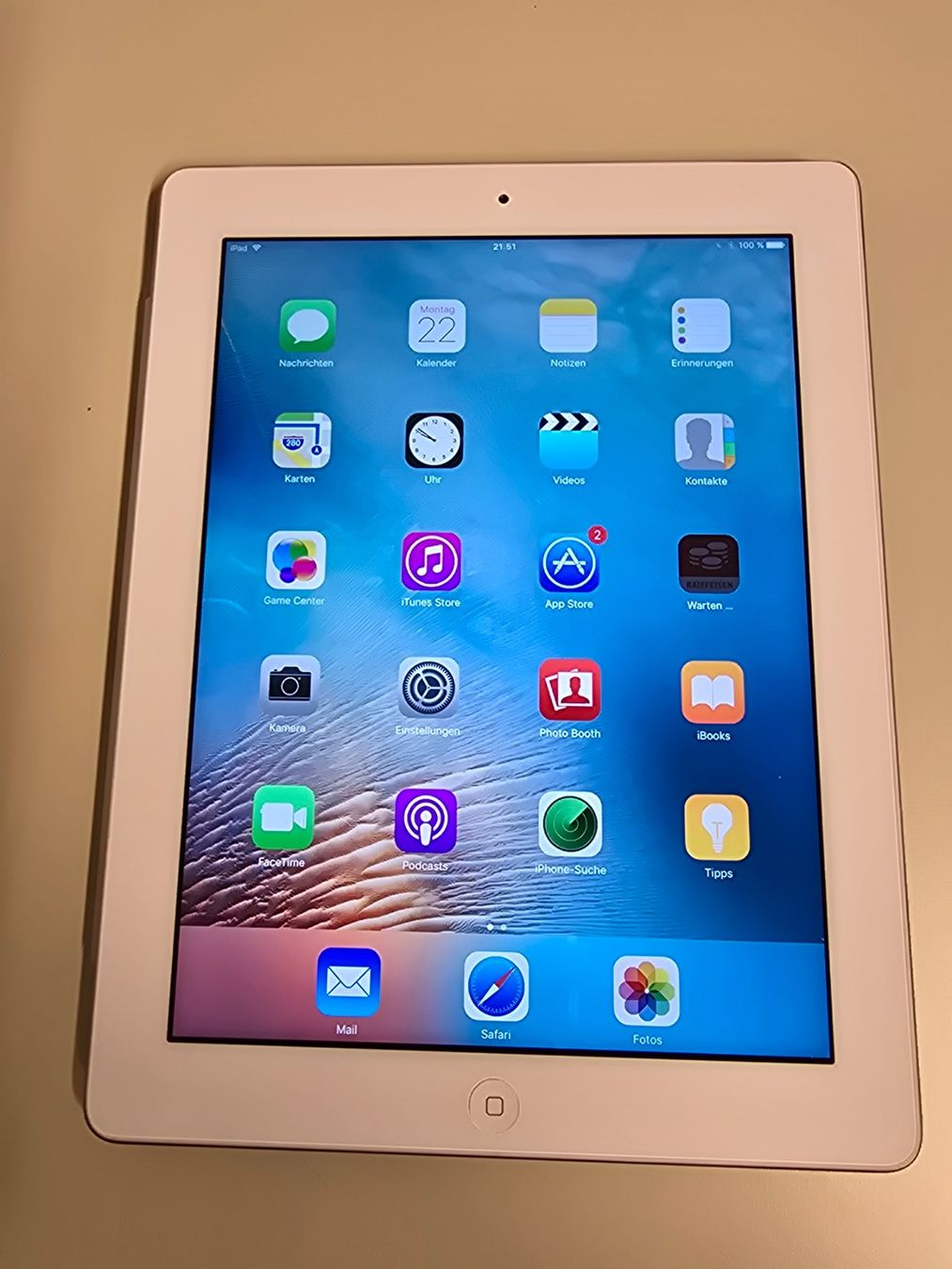 Apple iPad 2 - 32GB - weiss - inkl. Ladegerät und Ladekabel (Gebraucht) in Villmergen für CHF 99 ...