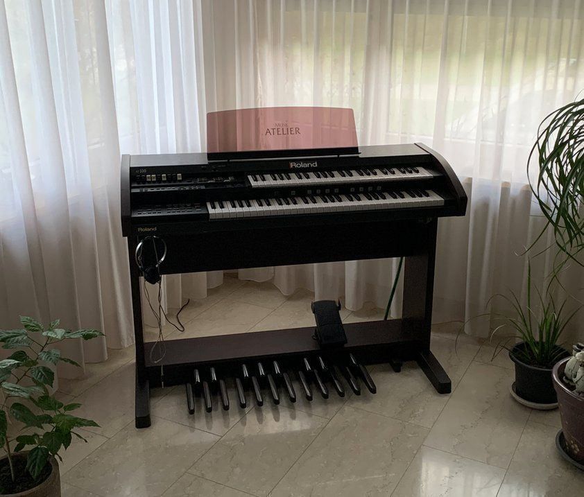 ROLAND AT-100 wie Neu (Gebraucht) in Unterkulm für CHF 400 – mit ...