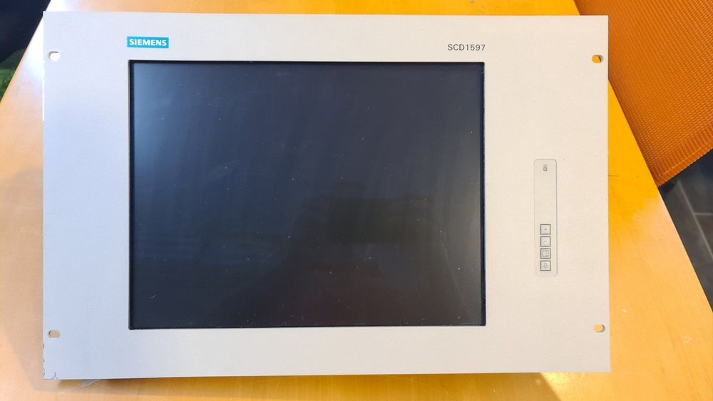 Siemens LCD-Monitor SCD 1597 Diagonale 38cm / 15Zoll (Gebraucht) in ...