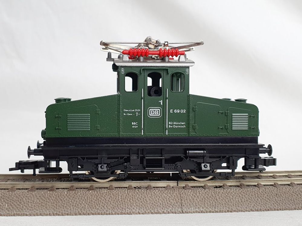 Fleischmann 4300 DB BR E 69 02 grün neuwertig, analog, OVP | Kaufen auf ...