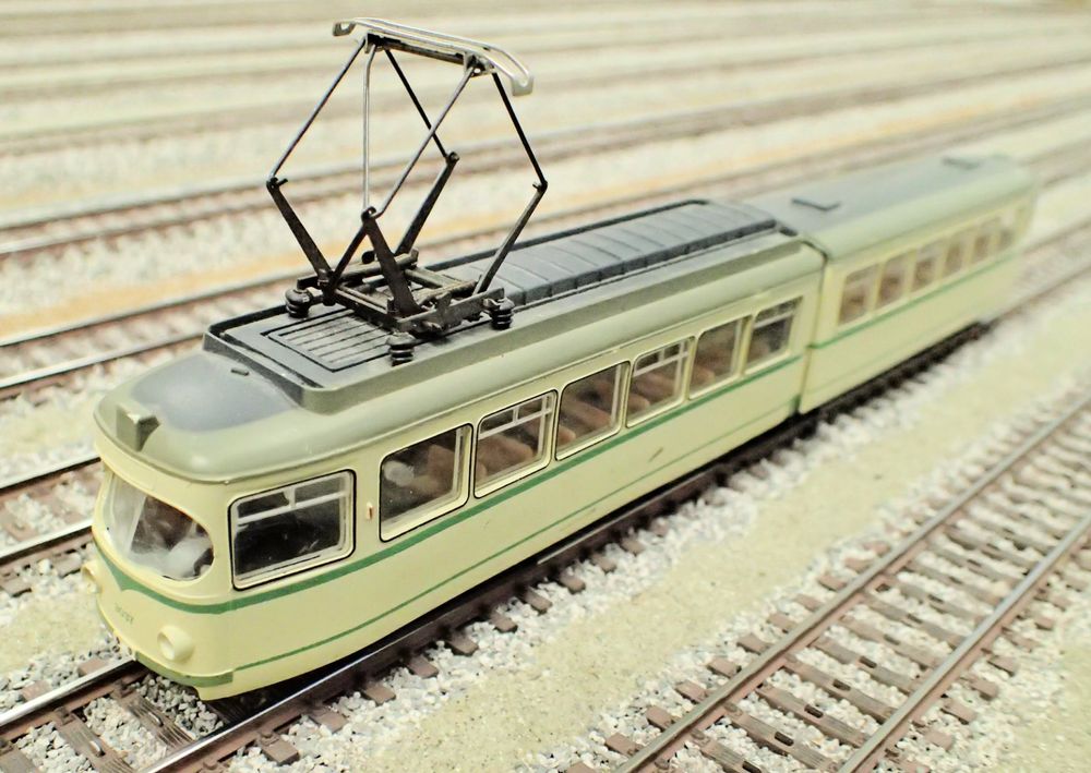 Roco H0 - Tramway Düwag - Art. 8500 (Gebraucht) in Lausanne für CHF 58 ...