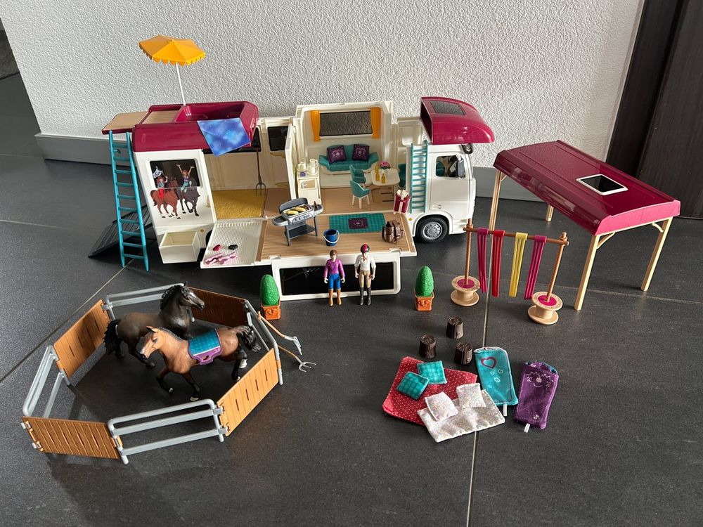 Schleich Camping car équestre avec chevaux et accessoires (Gebraucht ...
