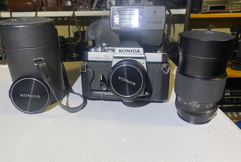 Konica Autoreflex T3 mit zusätzliche Objektive und Blitz (Gebraucht) in ...