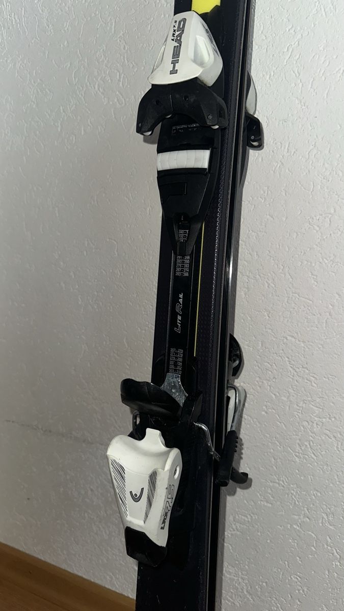 Head Supershape Team Junior Ski 147 cm inkl. Bindung (Gebraucht) in ...