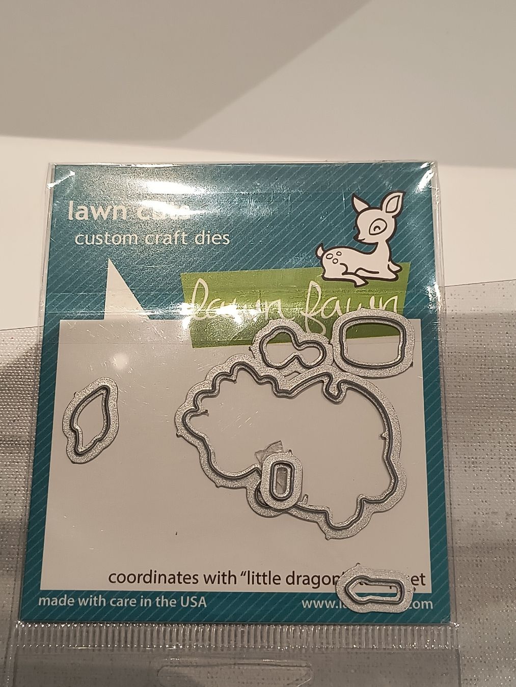 Lawn Fawn Stempel und Stanzen Set - Little Dragon 🐉 (Neu und ...