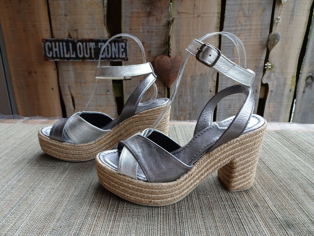Neuwertige Sandalette Mibo Menorca Gr. 37 - Cha25.8 (Gebraucht) in ...