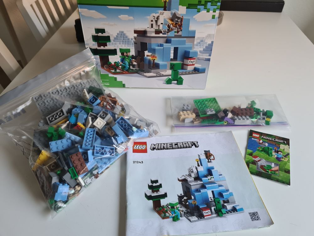2x Lego Minecraft, 21243 + 30393, komplett (Gebraucht) in Steinhausen ...
