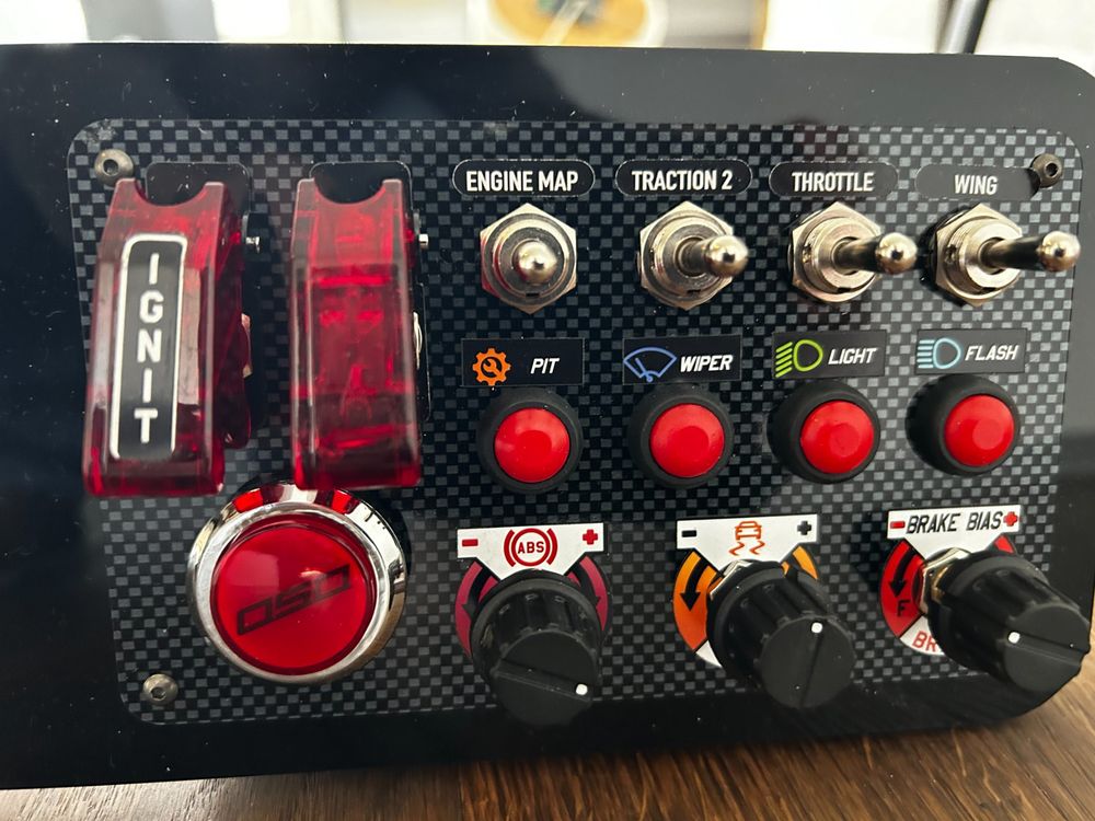 Simracing DSD ButtonBox für Fanatec DD1/DD2 | Kaufen auf Ricardo