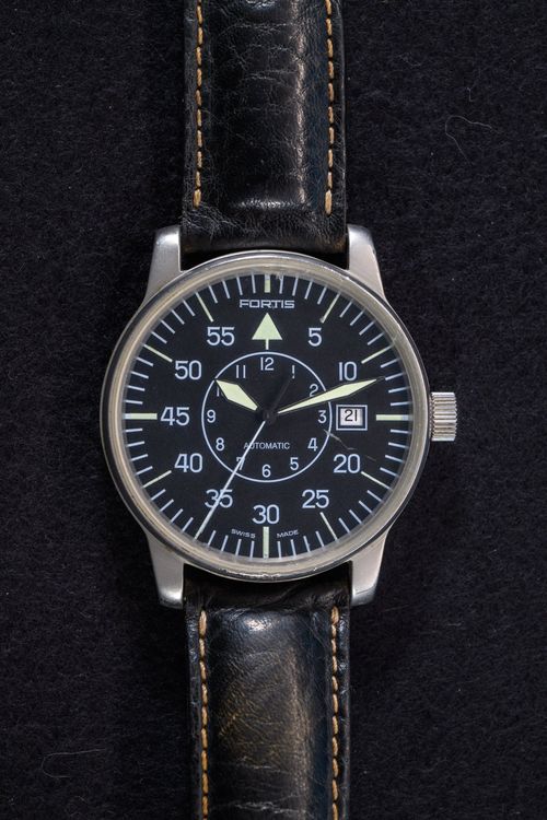 FORTIS Classic Pilot Automatic Date Referenz 593.10.46 (Gebraucht) in ...