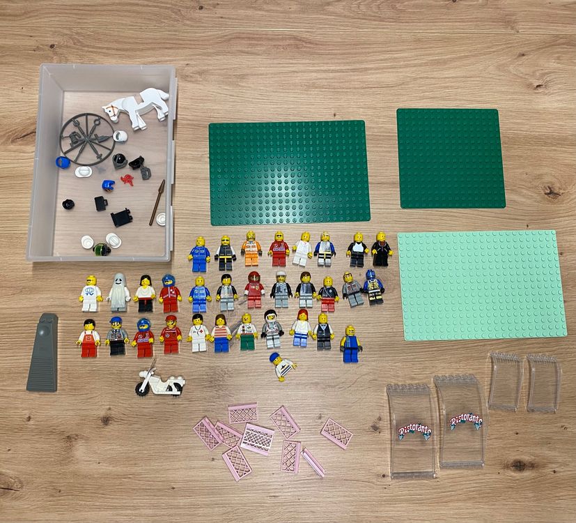 Lego Figuren Set (Gebraucht) in Steffisburg für CHF 25 – mit Lieferung ...