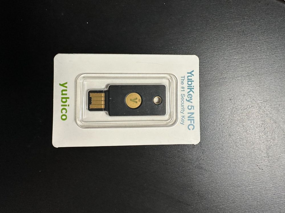YubiKey 5 NFC (Neu und originalverpackt) in Coldrerio für CHF 29 – mit ...