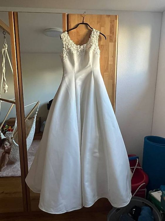 Hochzeitskleid Merys ungetragen (Neu und originalverpackt) in Kriessern für CHF 99 – mit ...