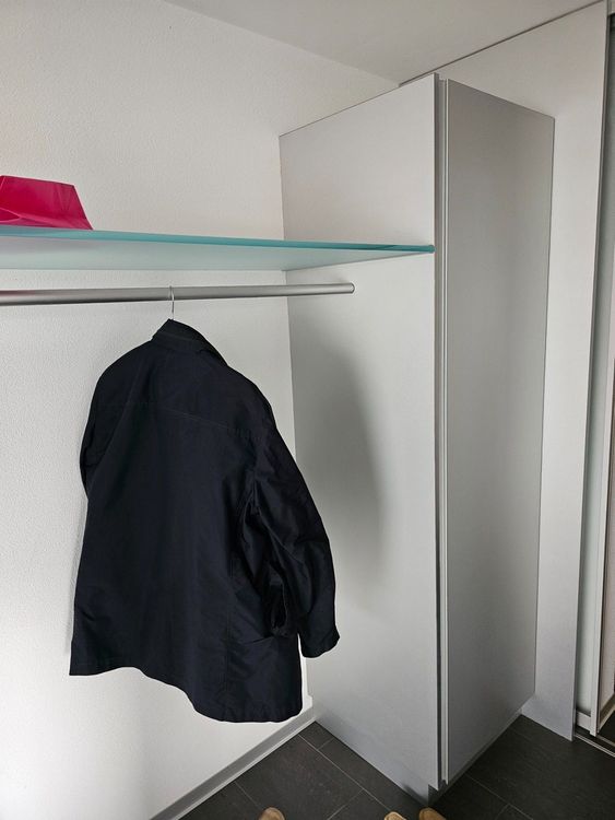 Garderobe und Garderobenschrank (Gebraucht) in Kreuzlingen für CHF 30 ...