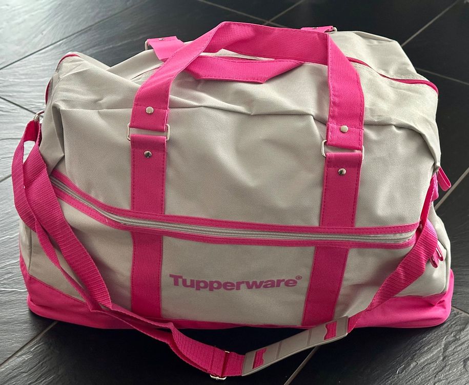 Tupperware grosse Reisetasche (Neu und originalverpackt) in Wallbach ...