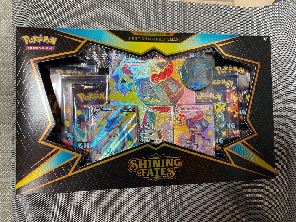Pokemon Premium Collection Shiny Dragapult VMax | Kaufen auf Ricardo