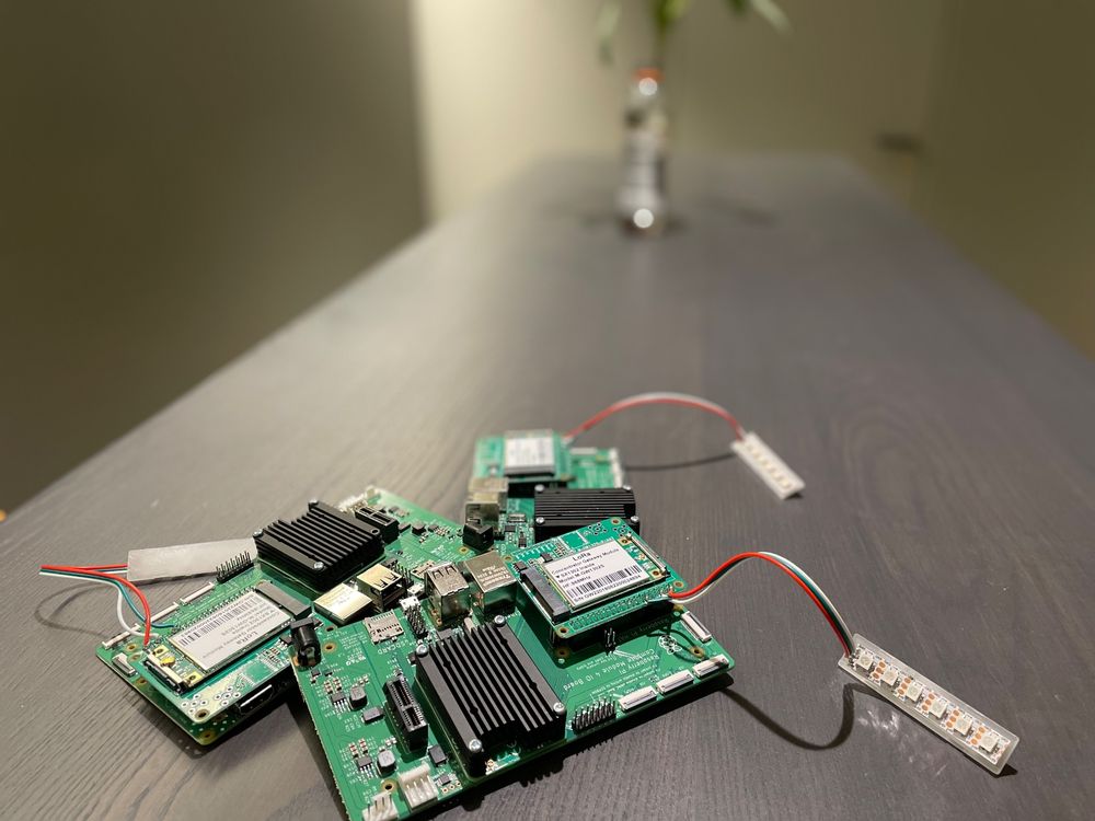 3-Mal Raspberry Pi Compute Module + IO Board | Kaufen auf Ricardo