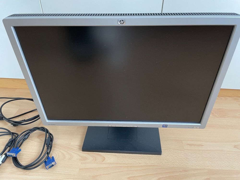 PC Monitor HP LP2465 (Gebraucht) in Schenkon für CHF 1 – nur Abholung ...