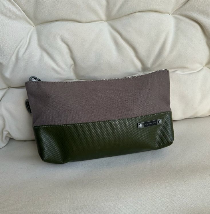 Freitag Reference Line Necessaire / Pouch (Gebraucht) in Zürich für CHF ...