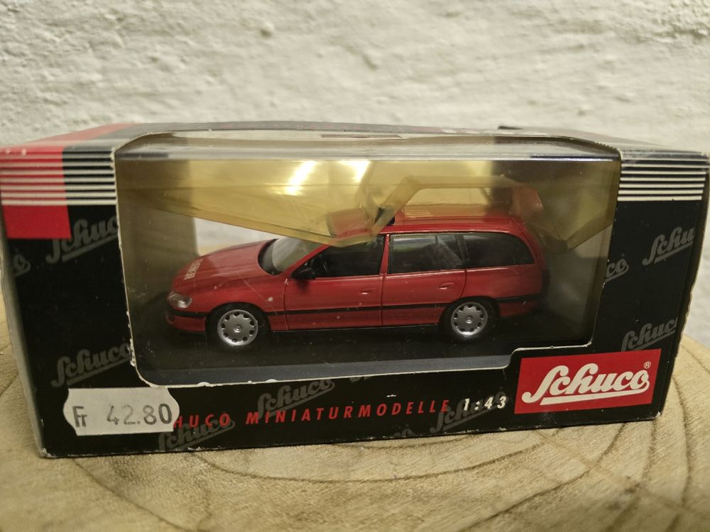 Schuco Opel Omega 2.3TD Caravan, rot, 1:43, Rarität! (Neu und ...