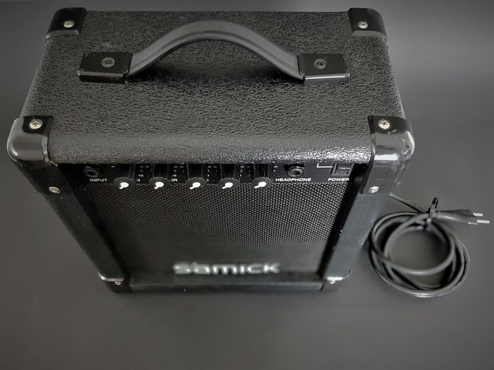 SAMICK Smart 2 Guitar Amplifier | Kaufen auf Ricardo