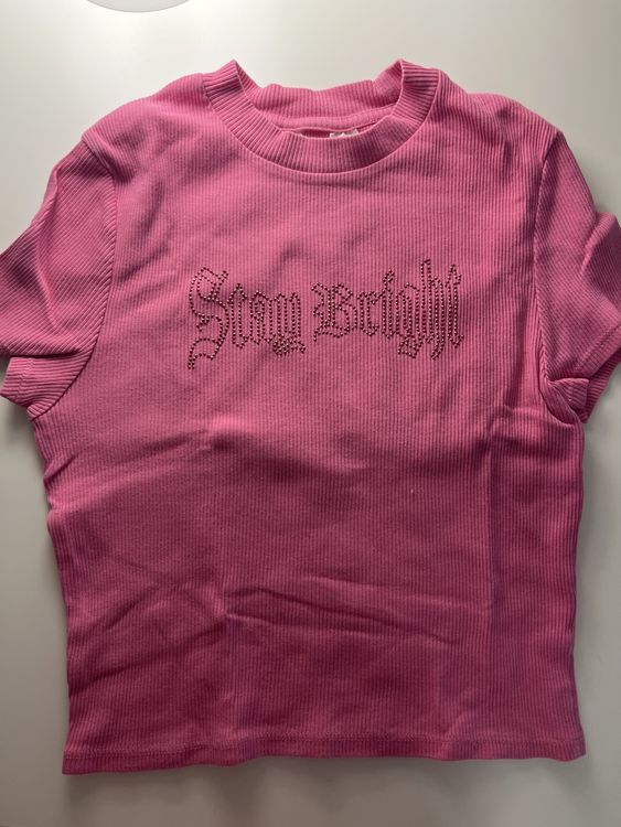 Baby Tee H&M (Gebraucht) in Hochfelden für CHF 2 – mit Lieferung auf ...