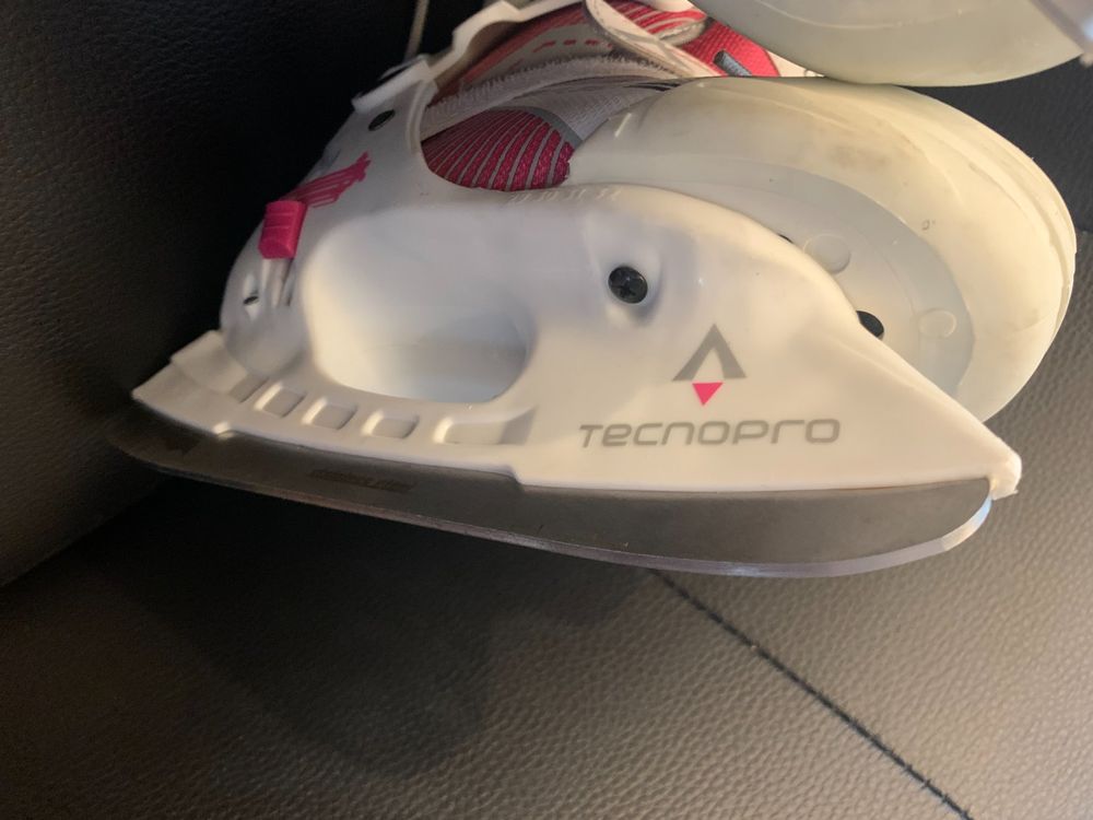 Schlittschuhe Tecnopro max fit gr 29-32 (Gebraucht) in Wallisellen für ...