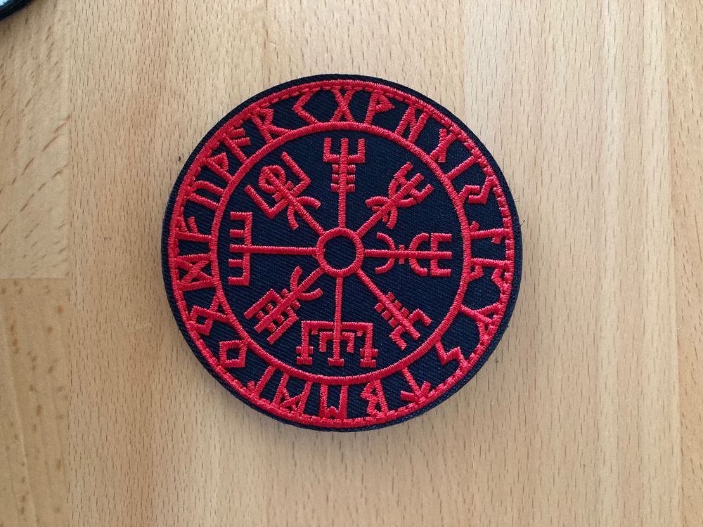 Viking Runes Mithologie Patch mit Klettverschluss Aufnäher (Neu (gemäss ...