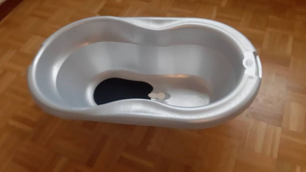 Rotho Baby-Badwanne (Gebraucht) in Oberengstringen für CHF 5 – nur ...