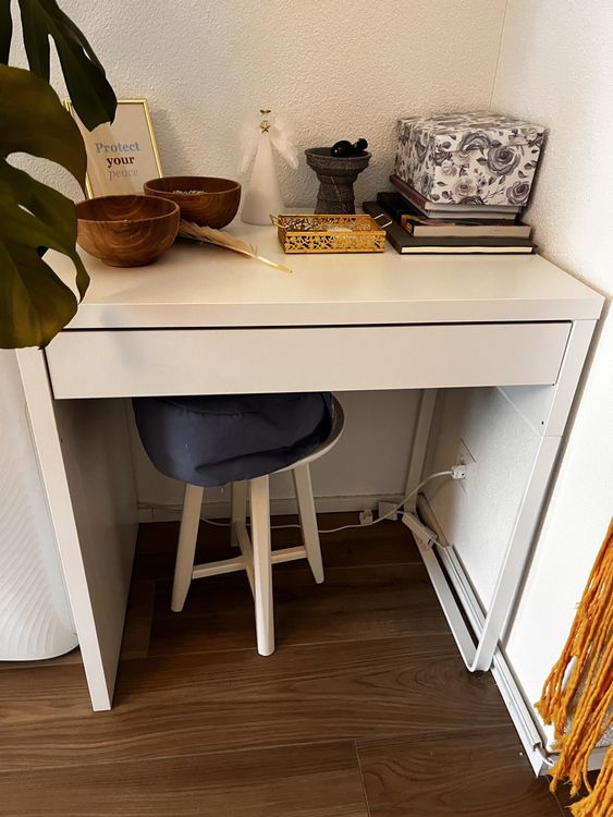 IKEA MICKE Weisser Schreibtisch mit Schublade - Top Zustand! (Gebraucht ...