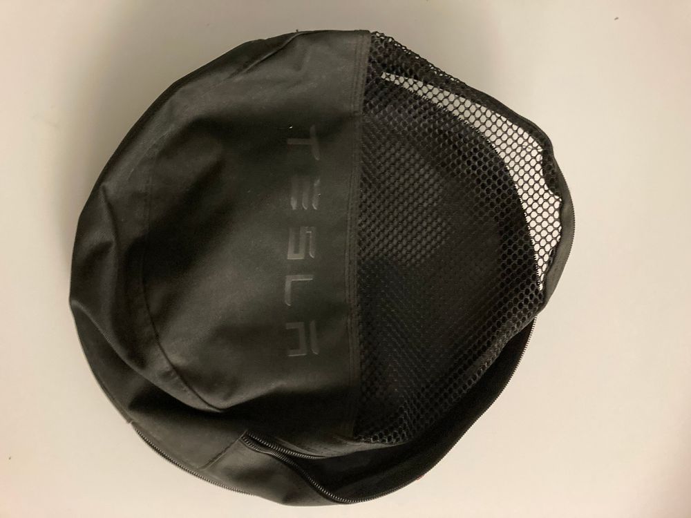Tesla Ladekabel Bag Tasche (Gebraucht) in Cham für CHF 10 – mit ...